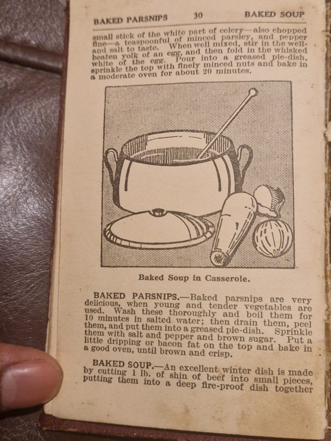 Vintage cookbook titled 'Everybody's Home Recipe Book' published by ...