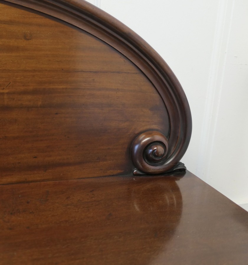 Beautifully Proportioned Victorian Sideboard or Chiffonier For Sale